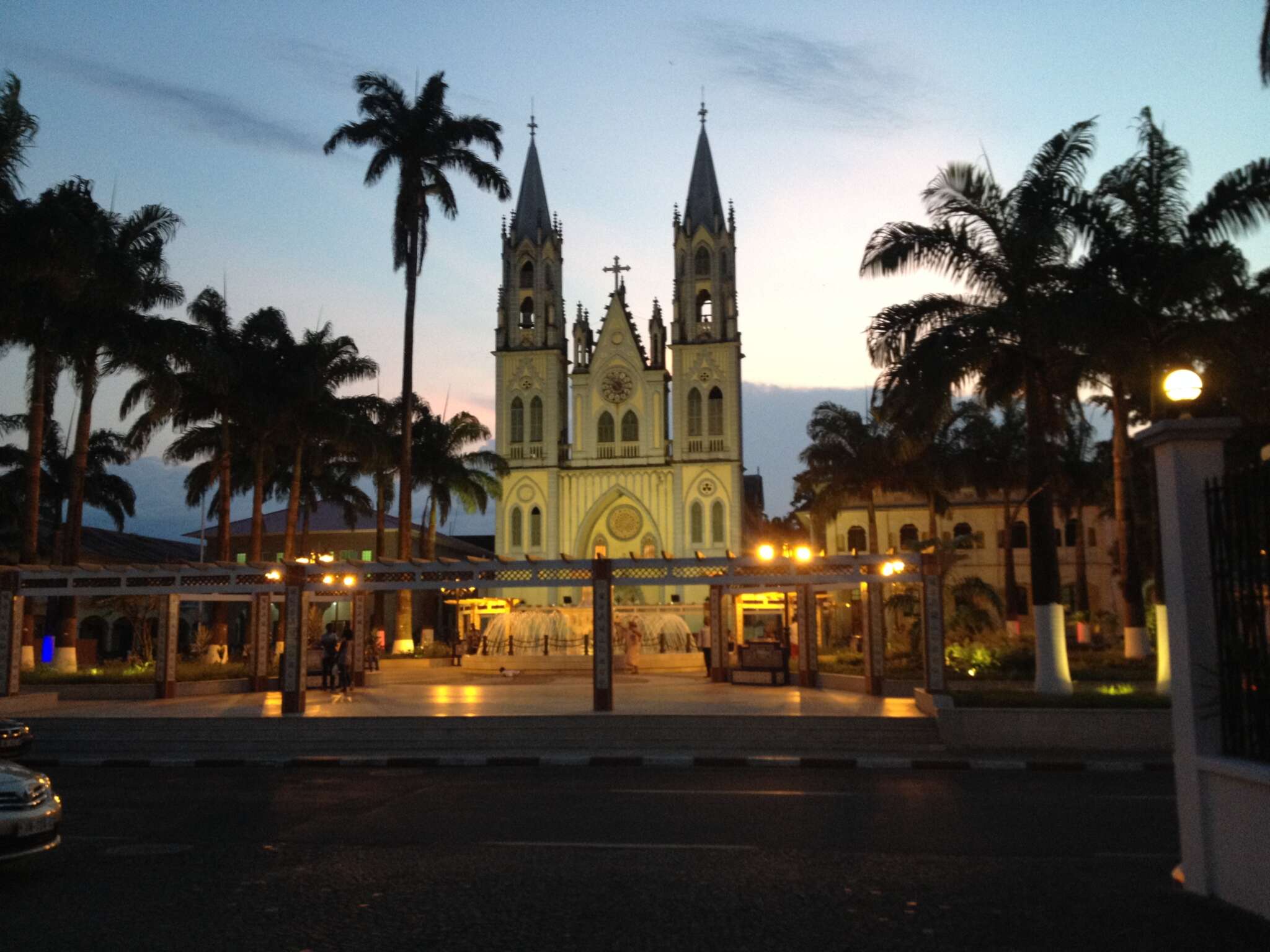 Equatorial Guinea – Opulent Routes