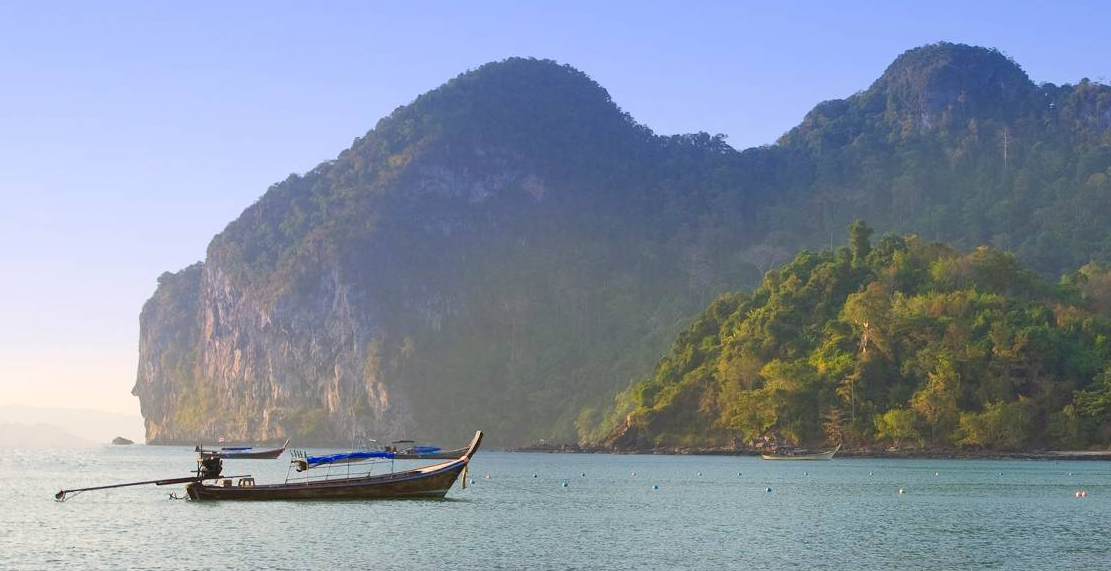 Trang – Opulent Routes